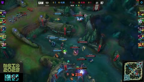 風向兩邊吹！GAM R7兩邊團戰各有輸贏！最後由R7拿下海克斯龍魂一波GG！